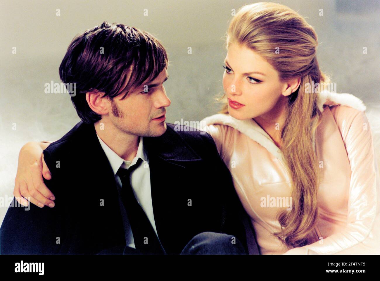 ANGELA LINDVALL and JEREMY DAVIES in CQ (2001), directed by ROMAN ...