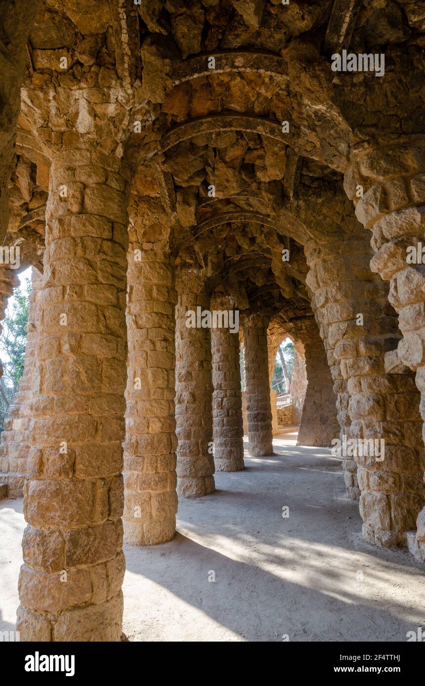 Arcade curve hi-res stock photography and images - Alamy