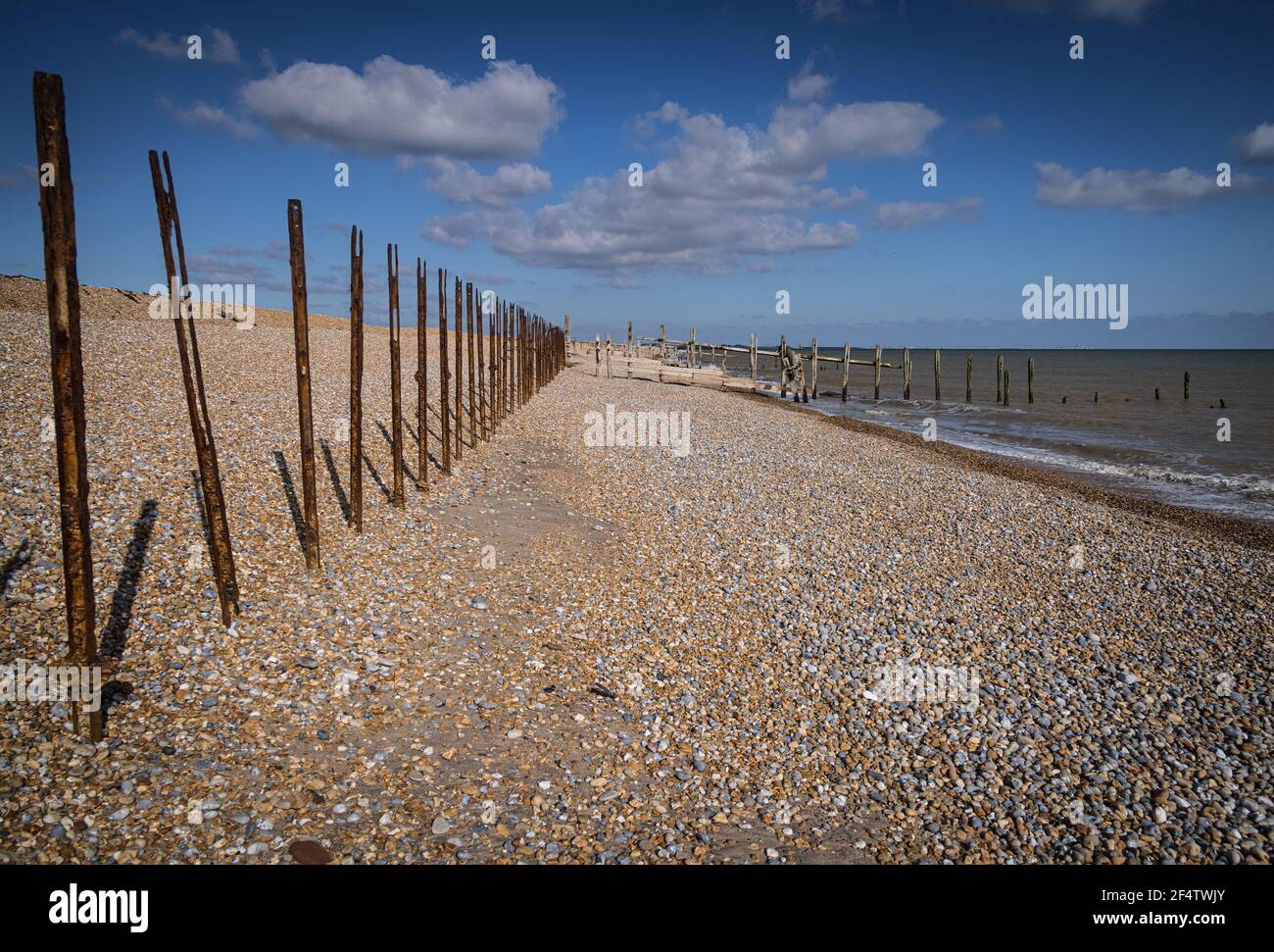 Wooden groynes rye sussex hi-res stock photography and images - Alamy