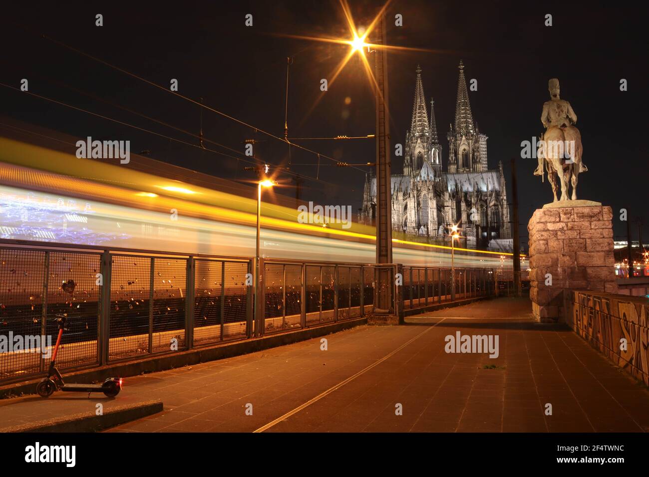 Koln dom hi-res stock photography and images - Alamy