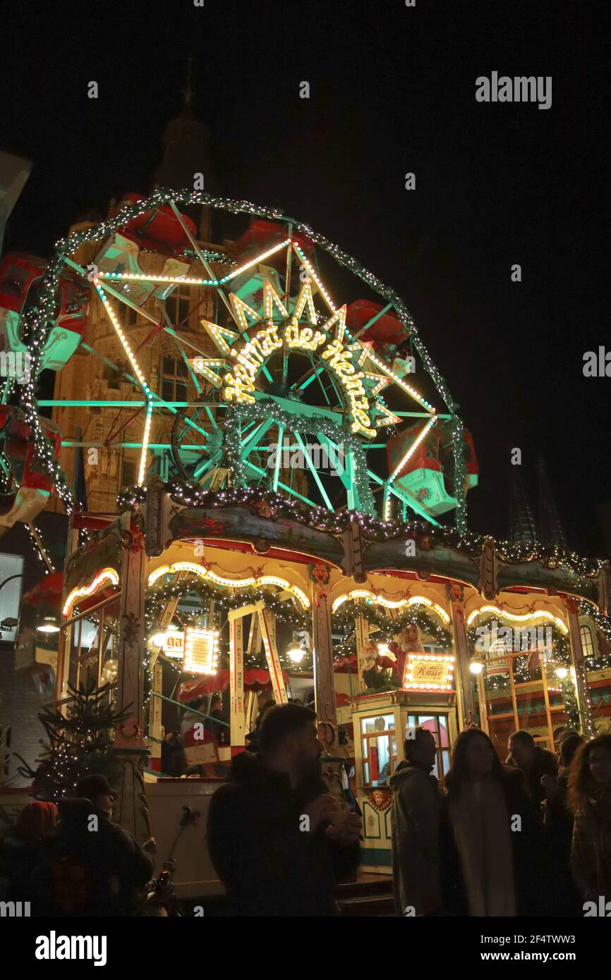 Christmas Market in Koln, Cologne Germany Stock Photo - Alamy
