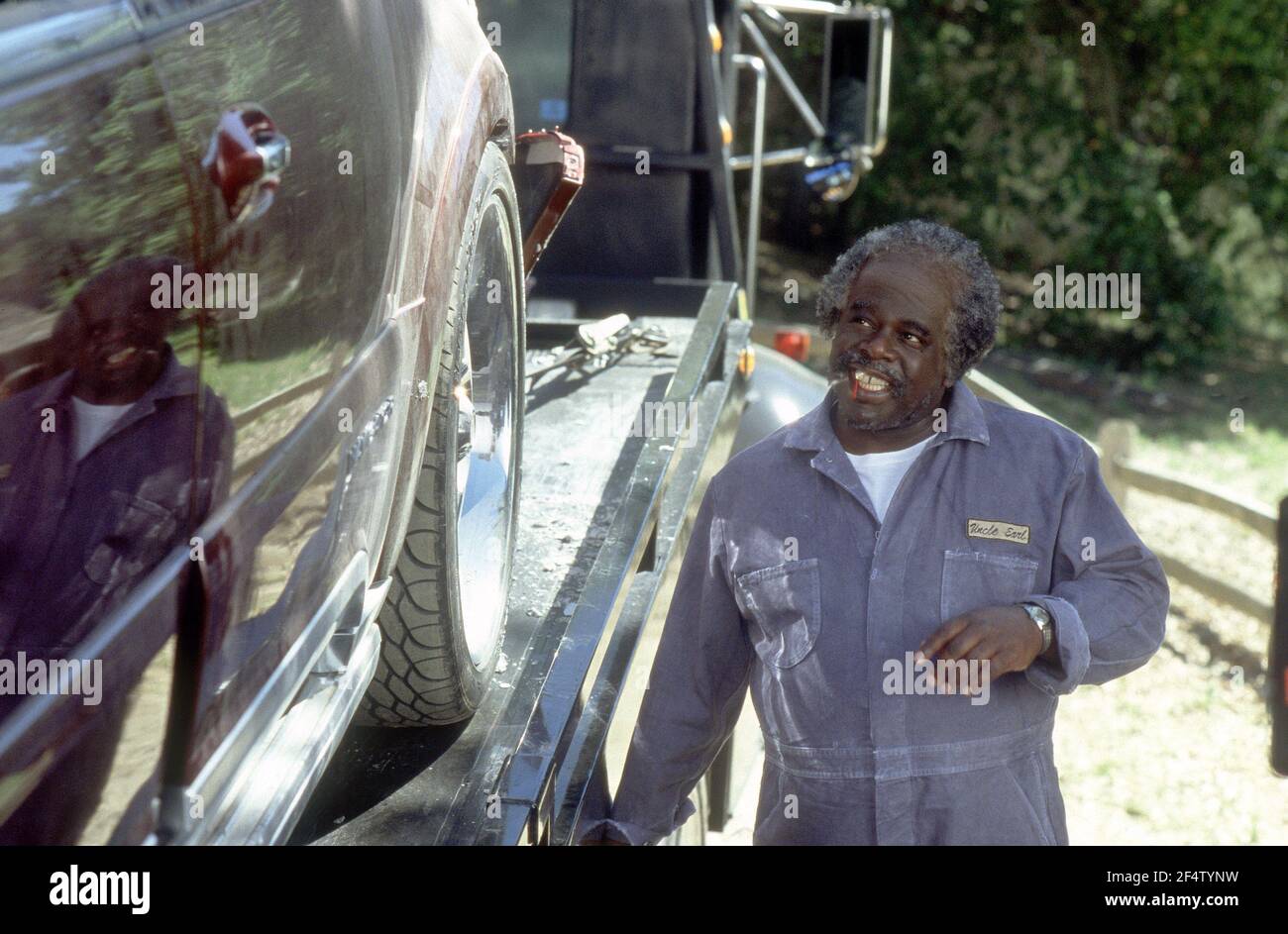 CEDRIC THE ENTERTAINER in JOHNSON FAMILY VACATION (2004), directed by ...