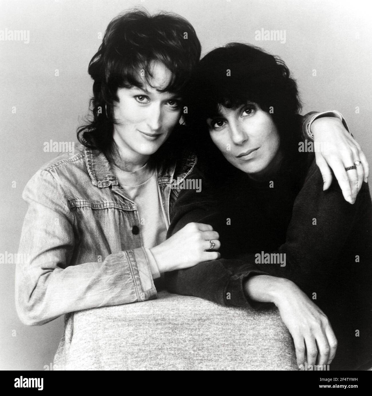 MERYL STREEP and CHER in SILKWOOD (1983), directed by MIKE NICHOLS ...