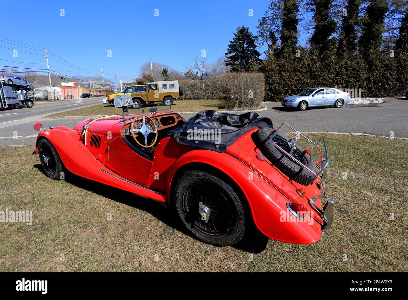 Luggage rack hi-res stock photography and images - Alamy