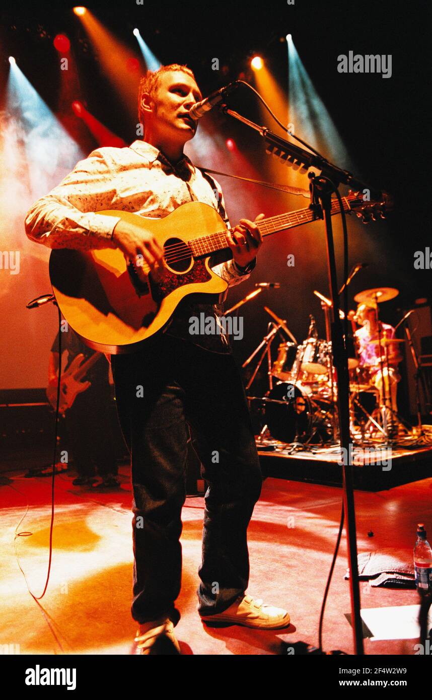 David gray 2000 hi-res stock photography and images - Alamy