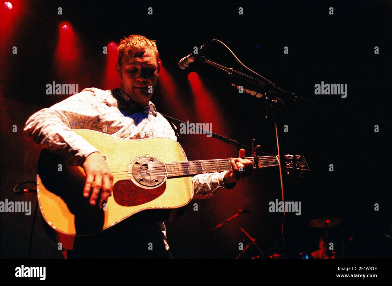 David gray 2000 hi-res stock photography and images - Alamy