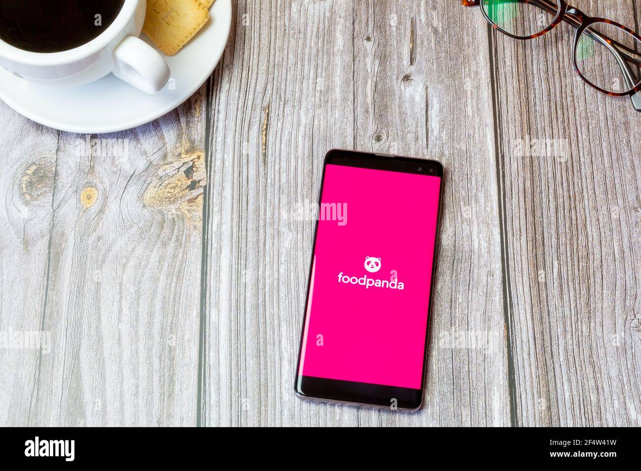 Foodpanda hi-res stock photography and images - Alamy