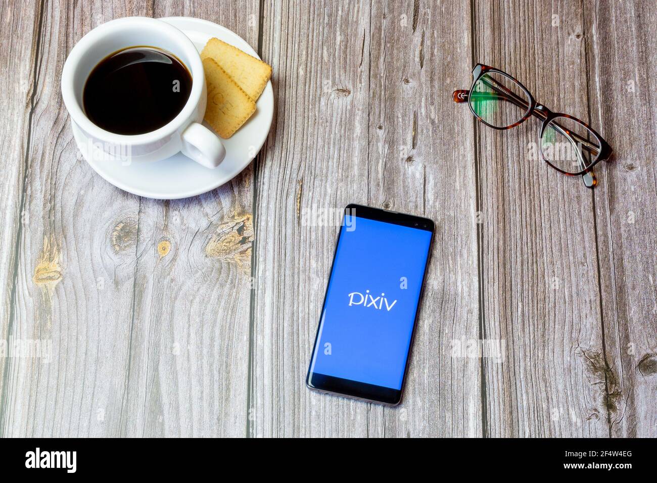 Pixiv hi-res stock photography and images - Alamy