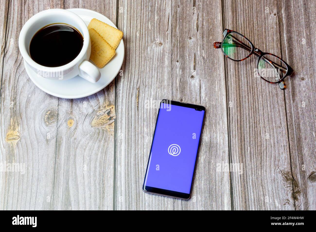 Life 360 family locator app hi-res stock photography and images - Alamy