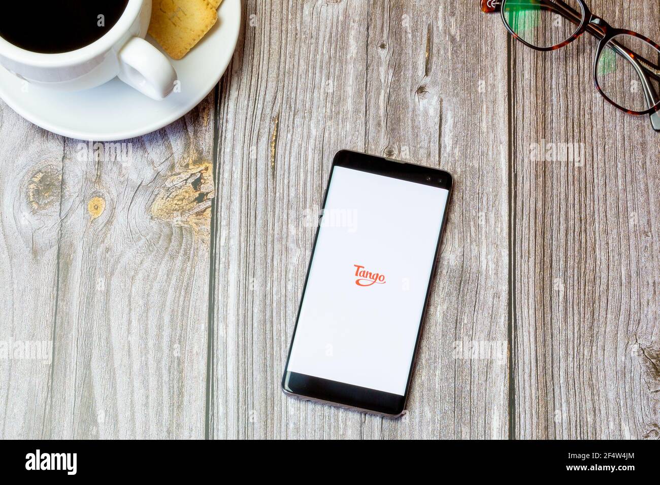 Tango cell app hi-res stock photography and images - Alamy