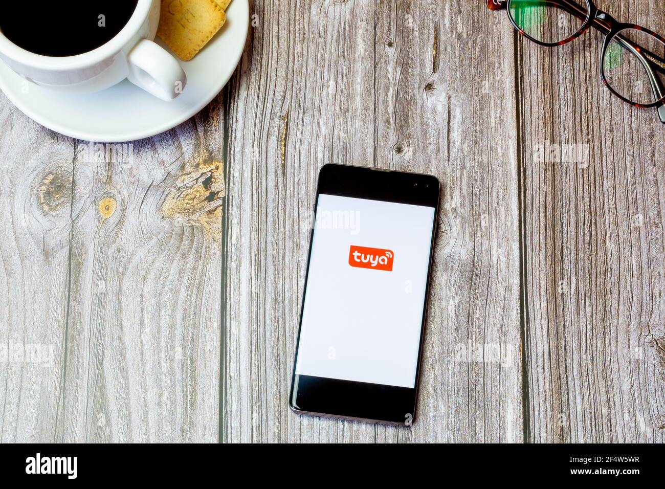 Tuya hi-res stock photography and images - Alamy