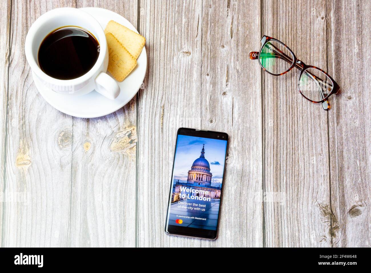 Welcome screen hi-res stock photography and images - Alamy