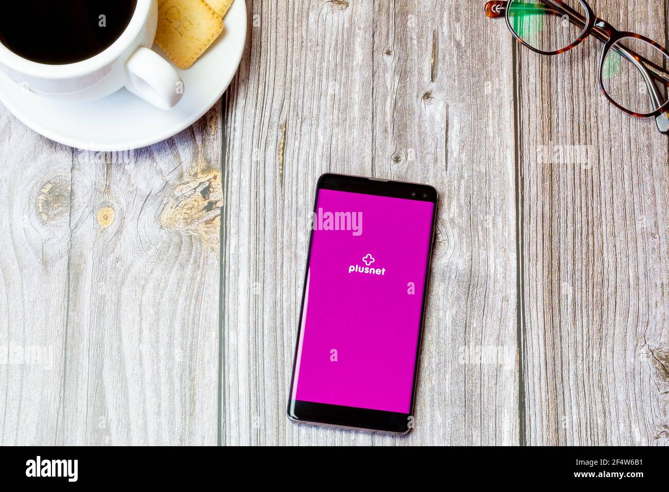Plusnet screen hi-res stock photography and images - Alamy