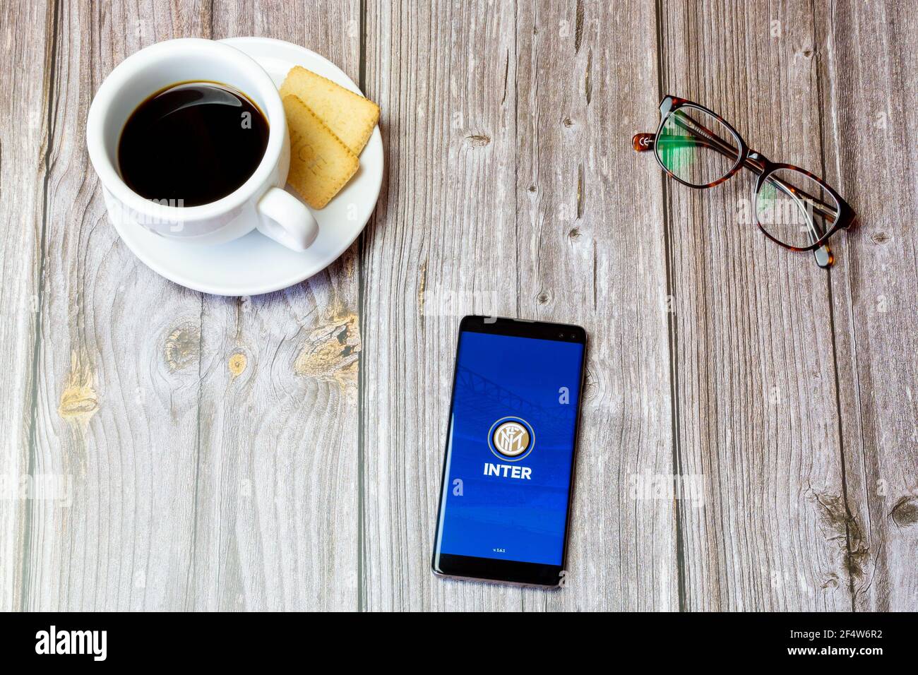 Inter milan app hi-res stock photography and images - Alamy