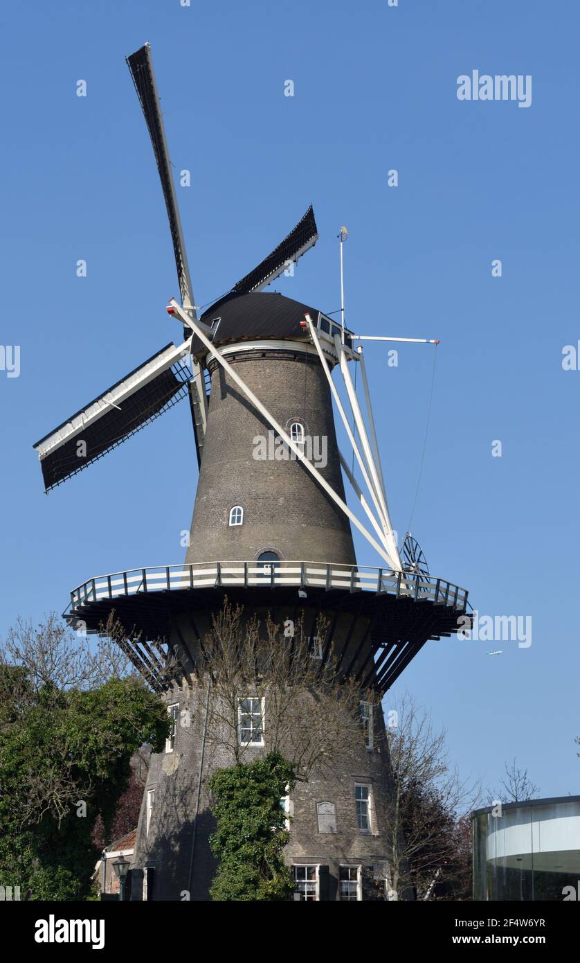Leiden molen museum de valk hi-res stock photography and images - Alamy
