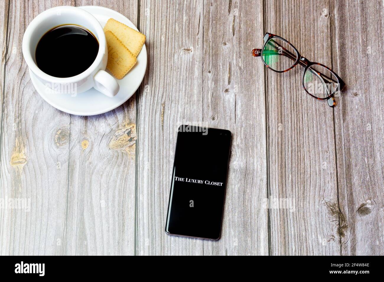 Luxury closet app hi-res stock photography and images - Alamy