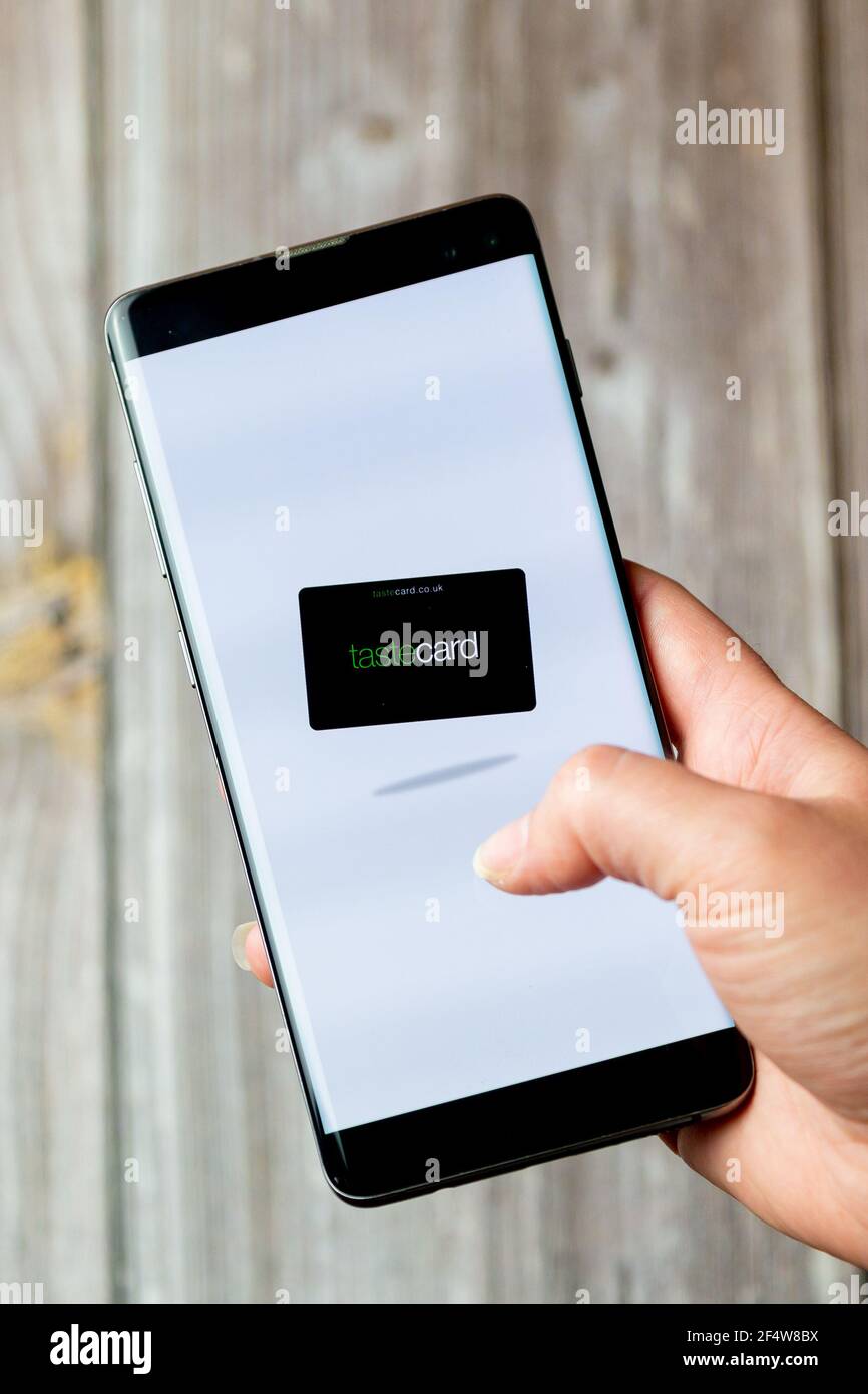 App taste hi-res stock photography and images - Alamy