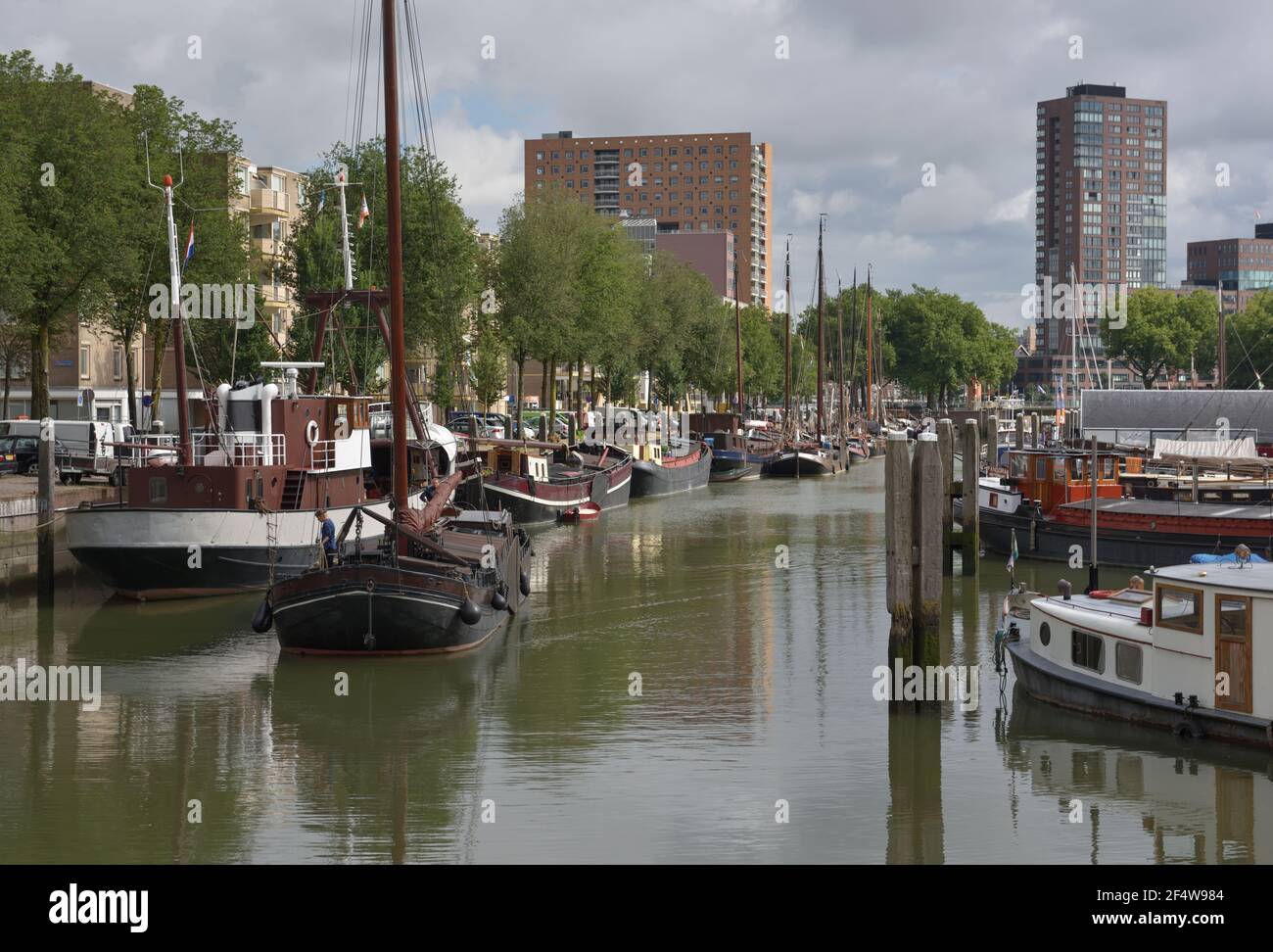 Barge docking old harbour area hi-res stock photography and images - Alamy