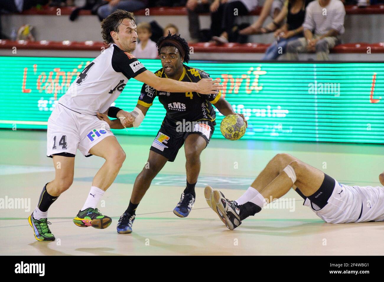 HANDBALL - D1 LEAGUE CUP 2010/2011 - ST CYR SUR LOIRE (FRA) - PHOTO ...