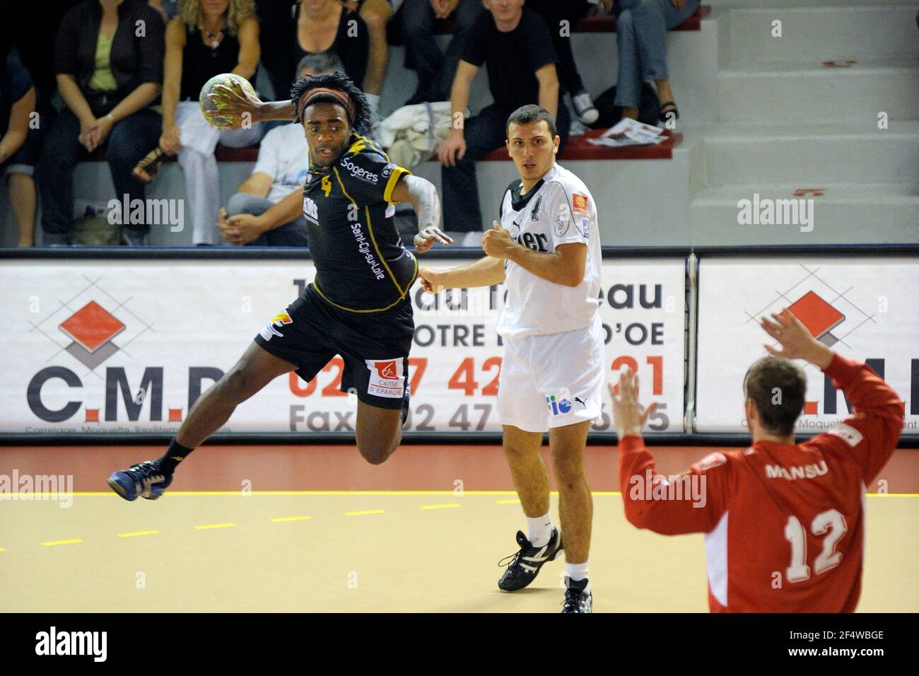 HANDBALL - D1 LEAGUE CUP 2010/2011 - ST CYR SUR LOIRE (FRA) - PHOTO ...