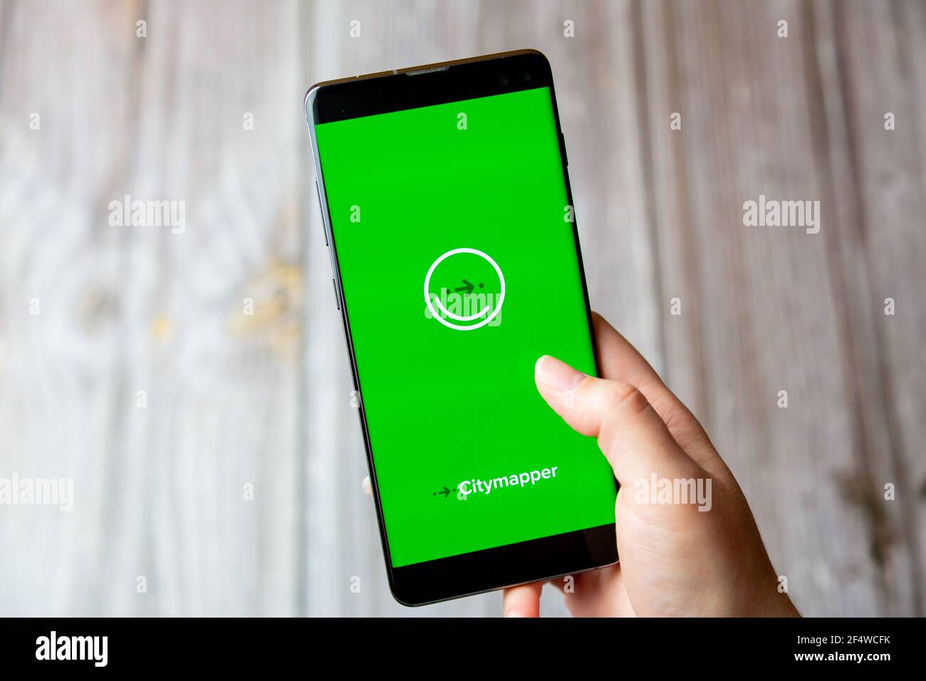 Citymapper cell hi-res stock photography and images - Alamy
