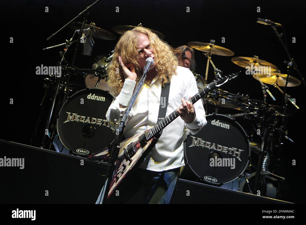 RIO DE JANEIRO 13.10.2013: Dave Mustaine and Megadeth perfoms before ...