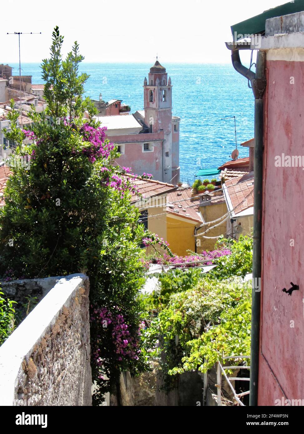 Village of henning hi-res stock photography and images - Alamy
