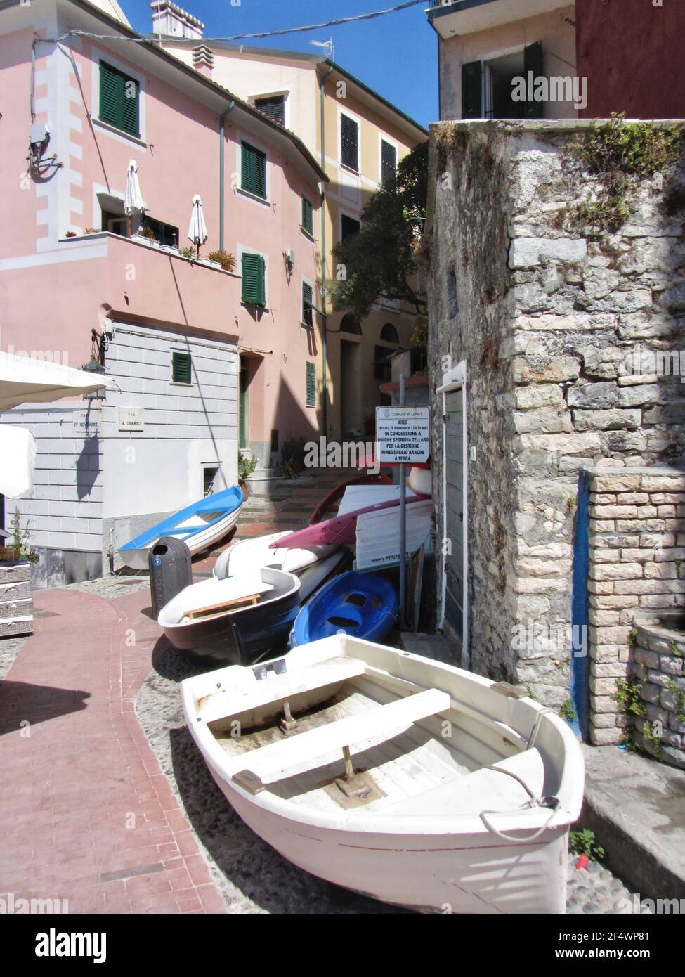 Village of henning hi-res stock photography and images - Alamy