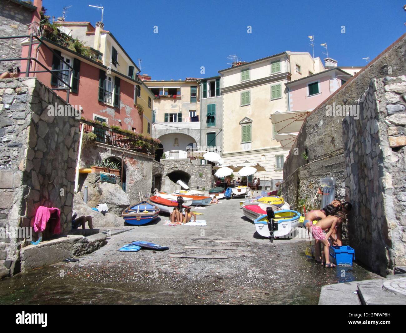 Village of henning hi-res stock photography and images - Alamy