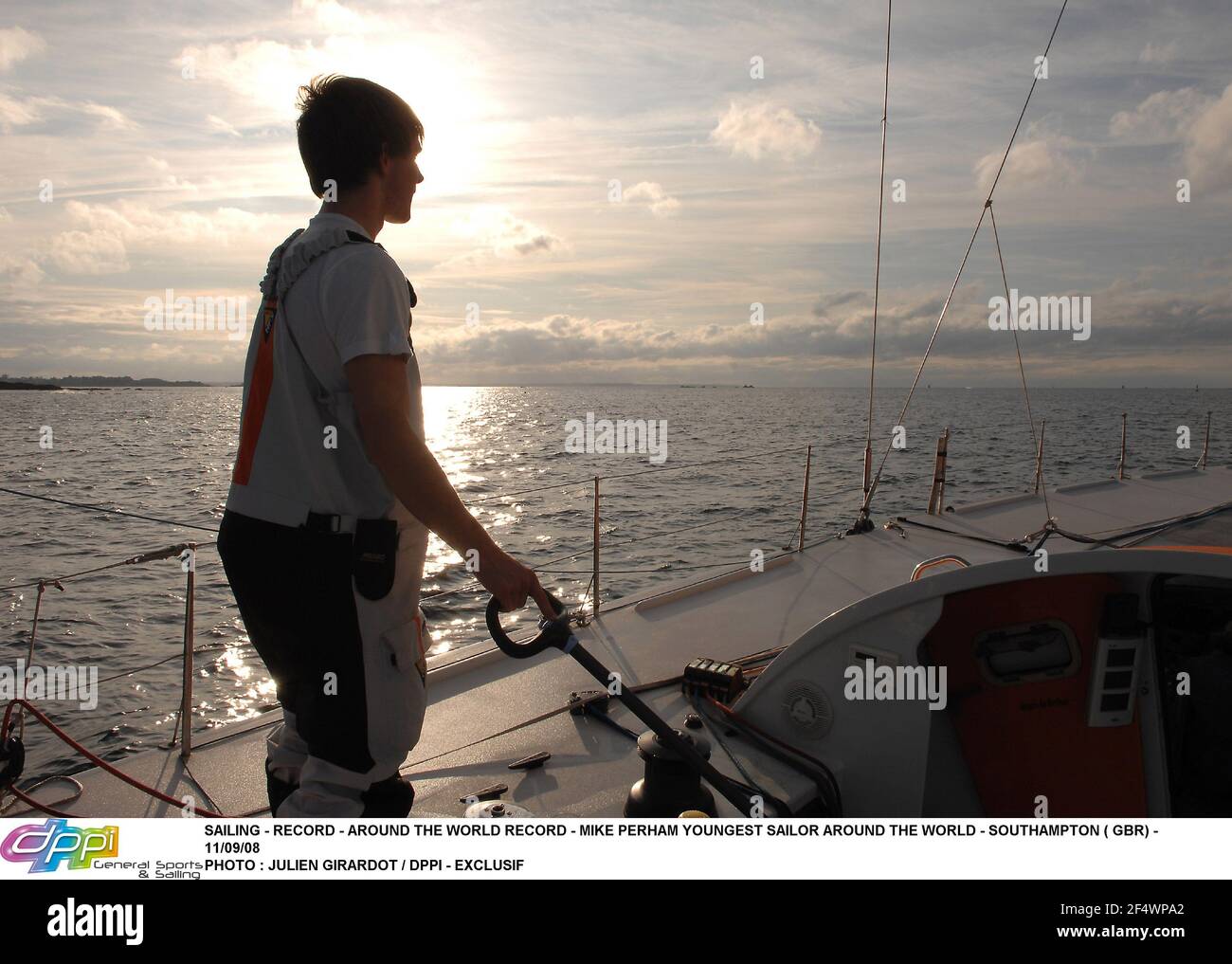 SAILING - RECORD - AROUND THE WORLD RECORD - MIKE PERHAM YOUNGEST ...