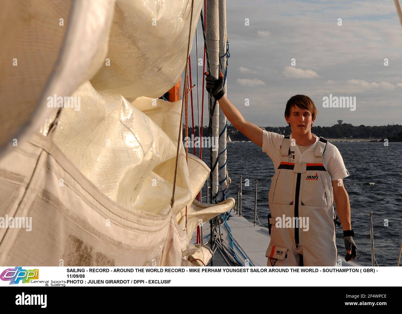 SAILING - RECORD - AROUND THE WORLD RECORD - MIKE PERHAM YOUNGEST ...