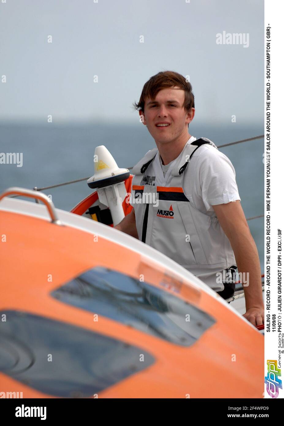 SAILING - RECORD - AROUND THE WORLD RECORD - MIKE PERHAM YOUNGEST ...