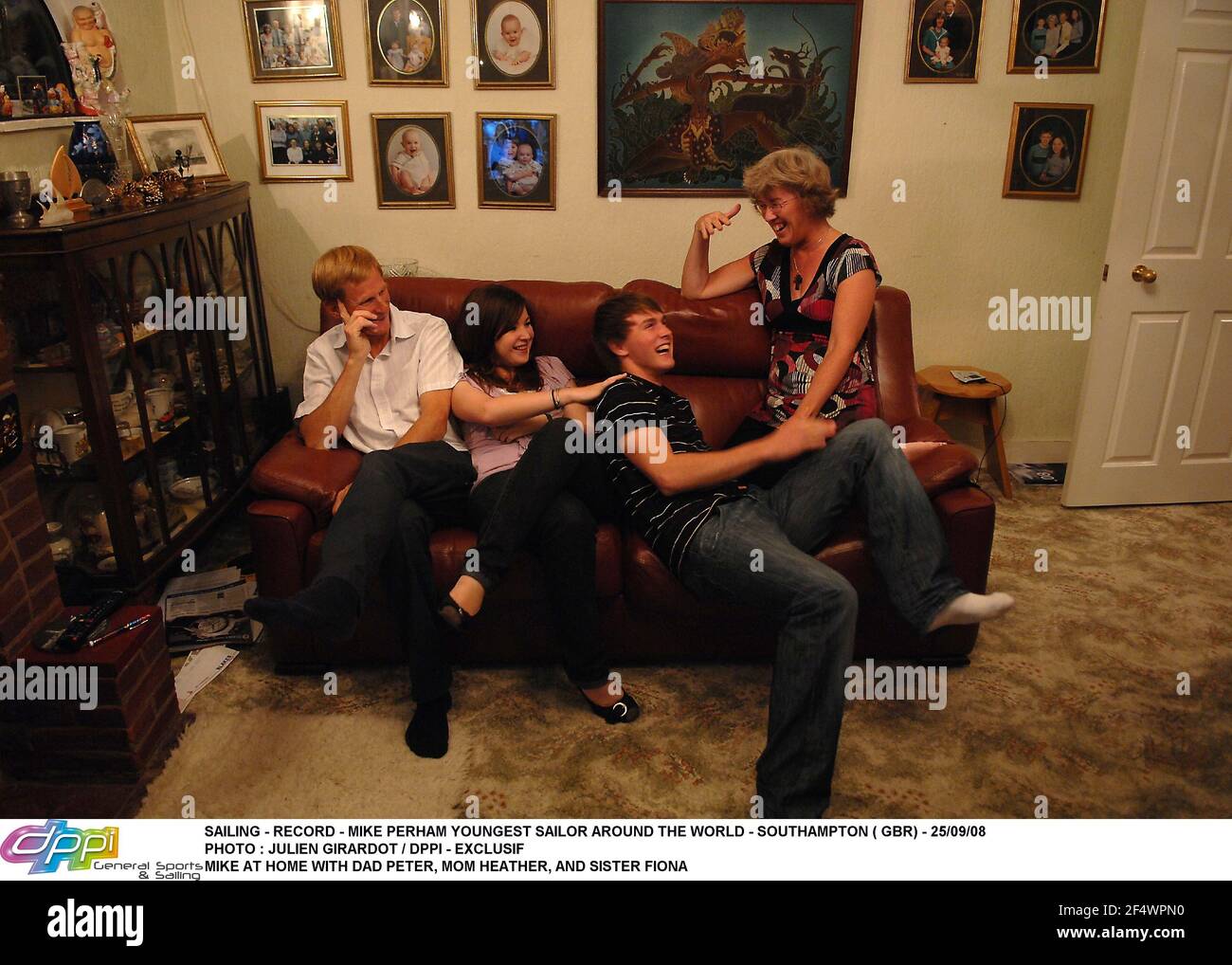 SAILING - RECORD - MIKE PERHAM YOUNGEST SAILOR AROUND THE WORLD ...