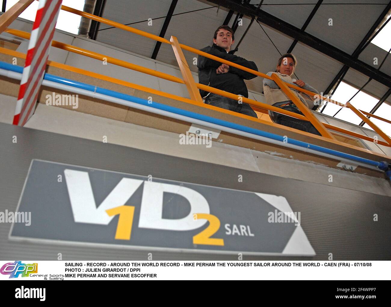 SAILING - RECORD - AROUND TEH WORLD RECORD - MIKE PERHAM THE YOUNGEST ...