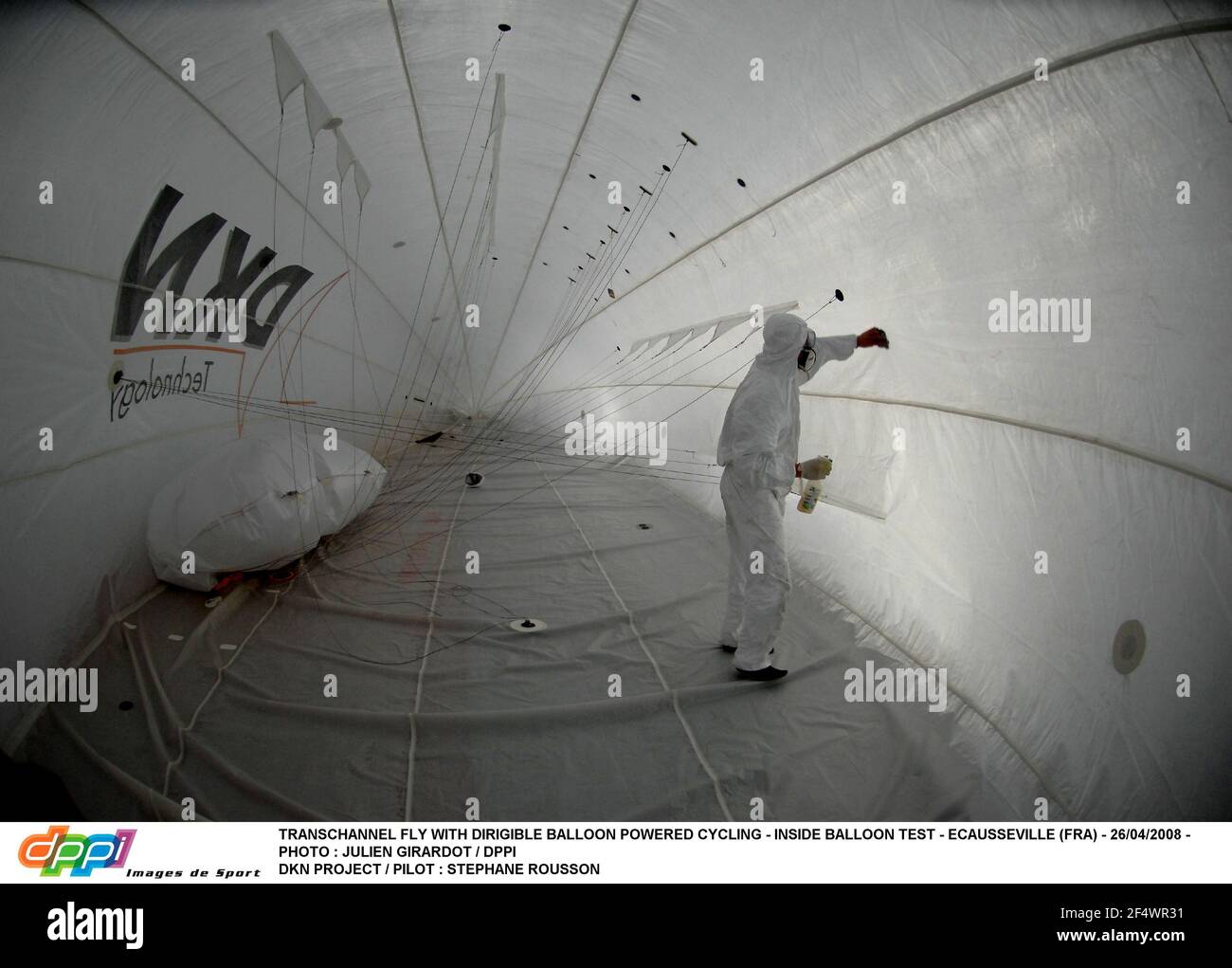 Test de dirigeable hi-res stock photography and images - Alamy