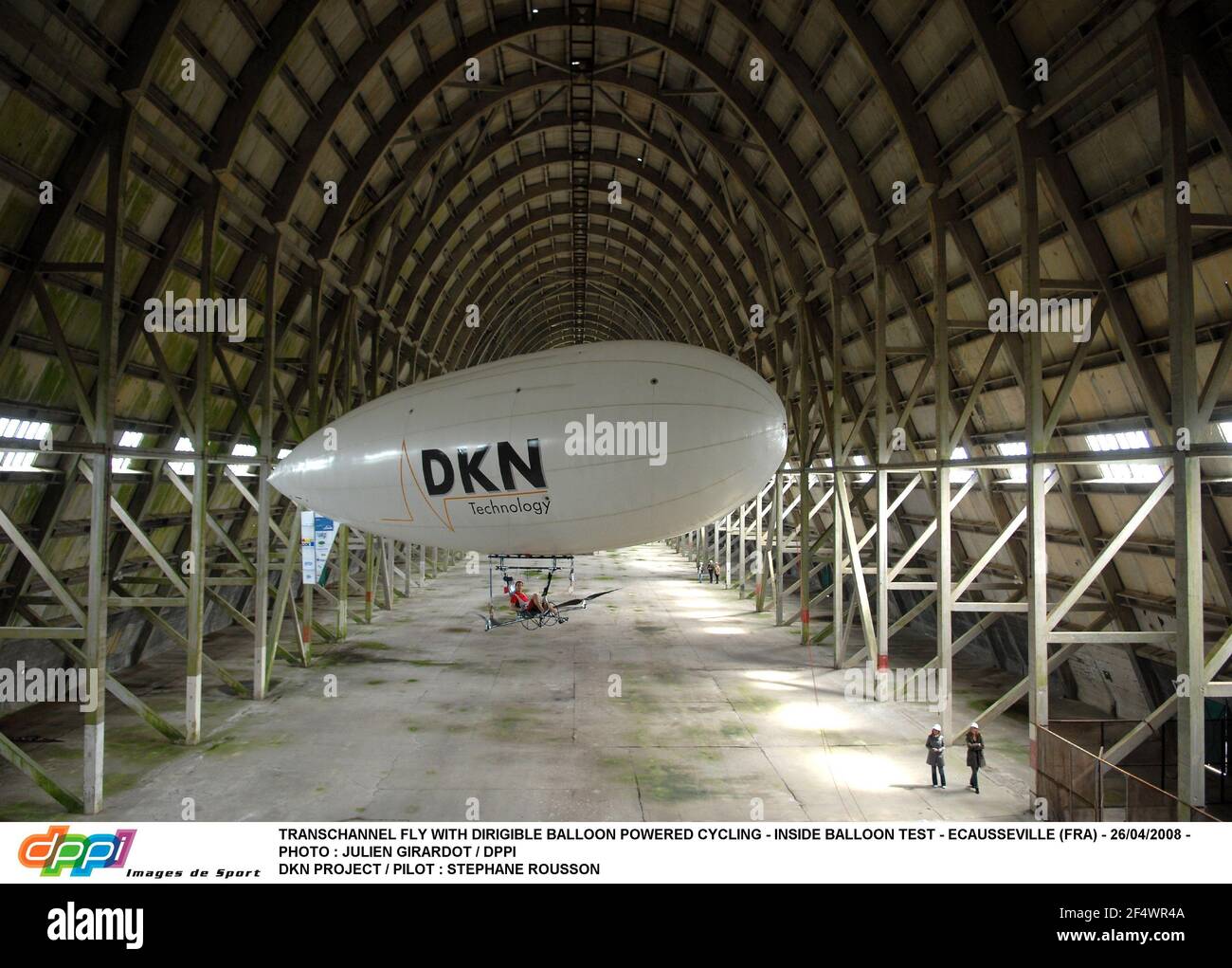 Test de dirigeable hi-res stock photography and images - Alamy