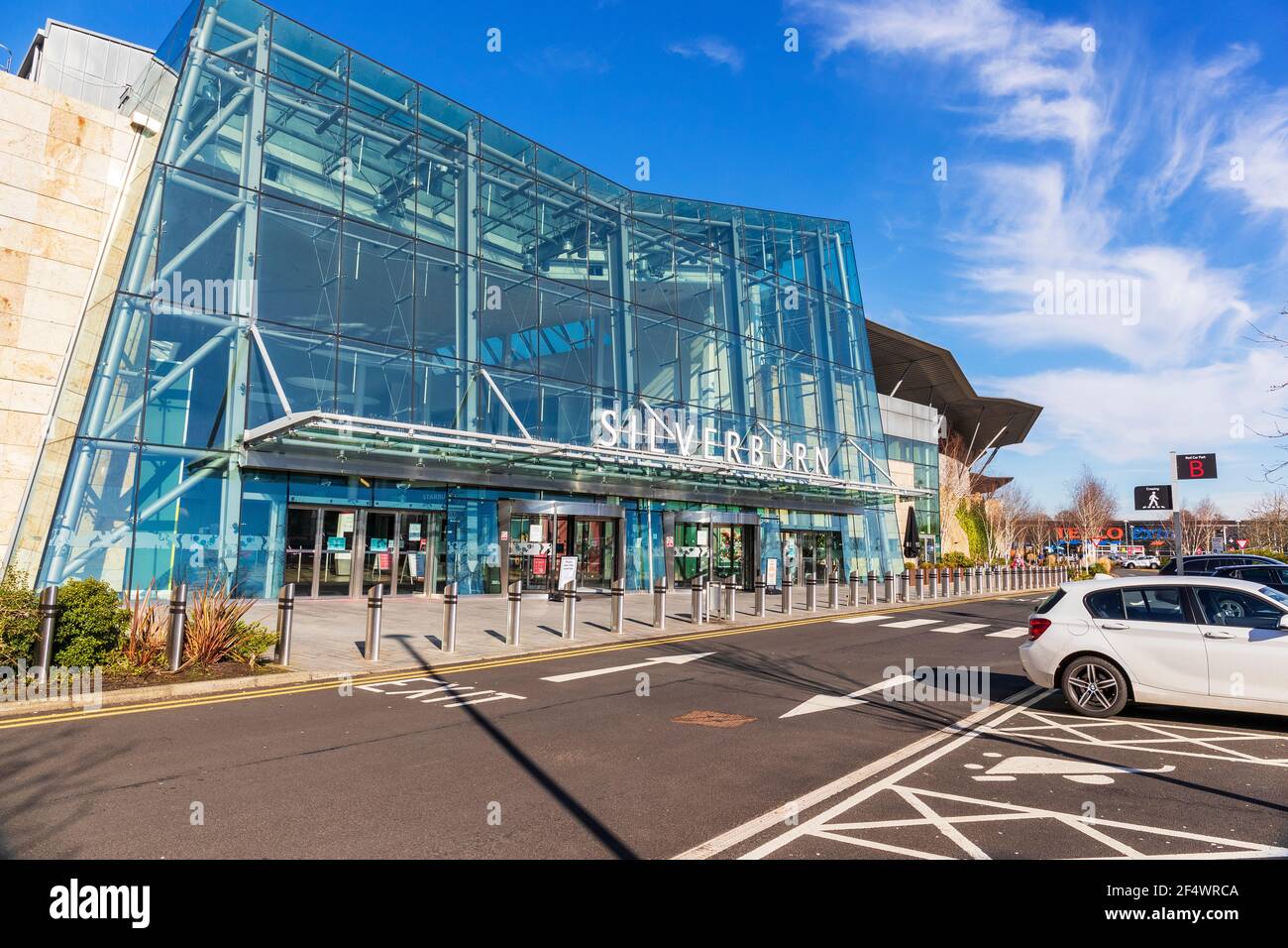 Pollok centre hi-res stock photography and images - Alamy