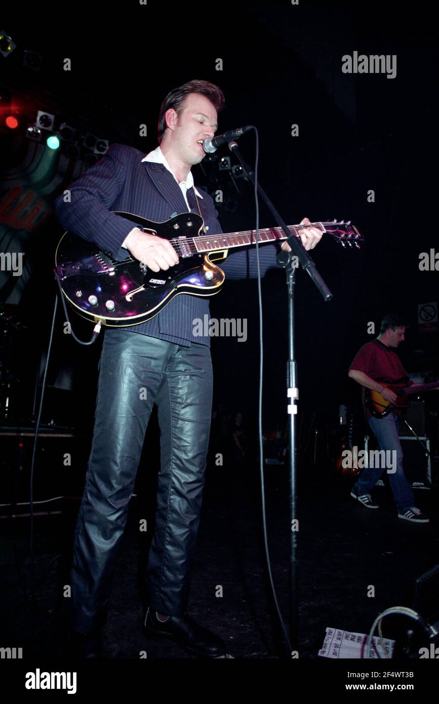 Edwyn Collins in concert at The Astoria in London, UK. 26th March 1995 ...