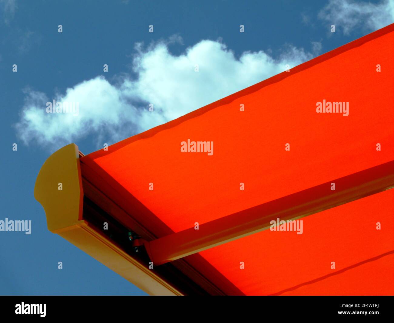 Blue canvas awning hi-res stock photography and images - Alamy