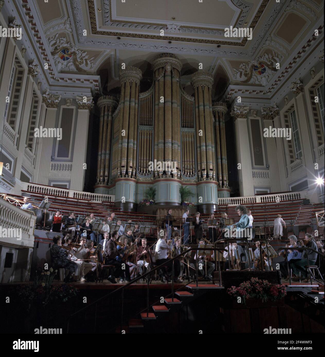 Sir Simon Rattle rehearsing the Birmingham Symphony Orchestra (CBSO) in ...