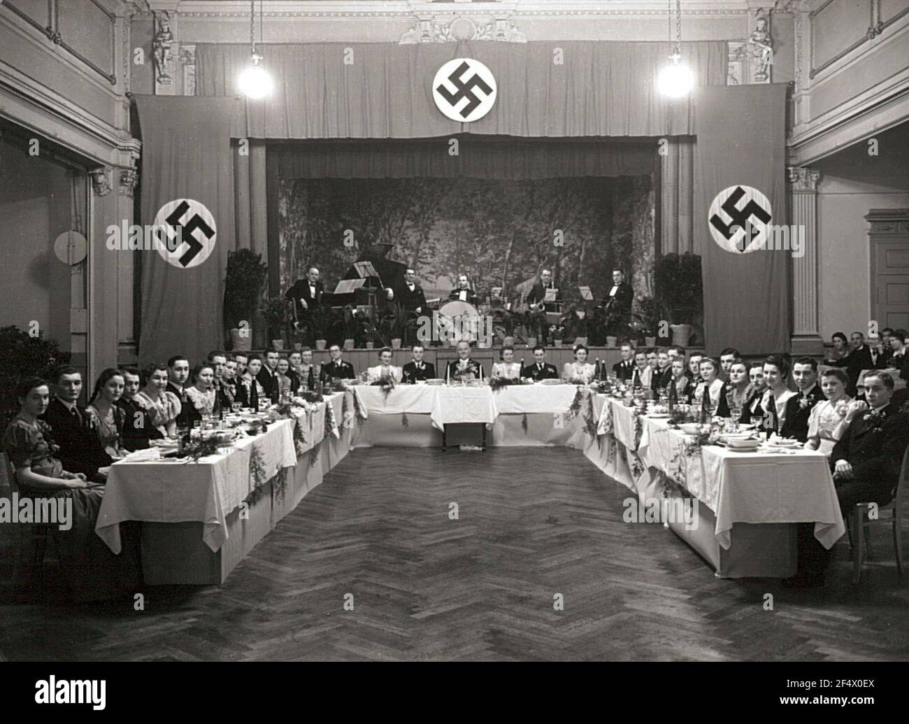 Festboard hi-res stock photography and images - Alamy