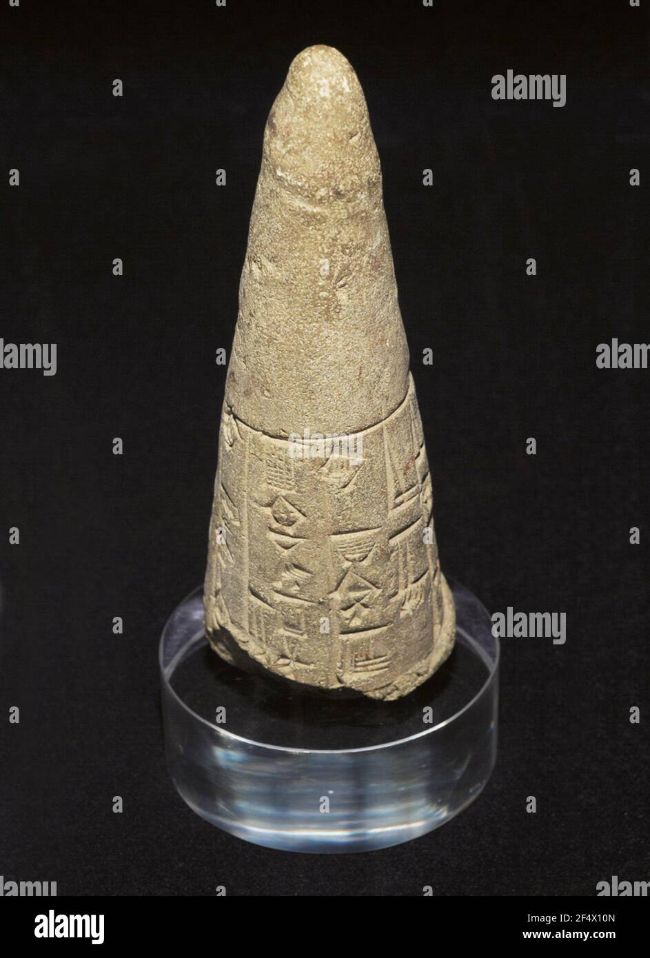 Sumeric clay cone (wedge record of the Prince Gudea of Lagash in South ...