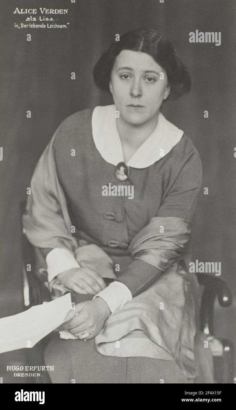 Alice Verden As Lisa Stock Photo - Alamy