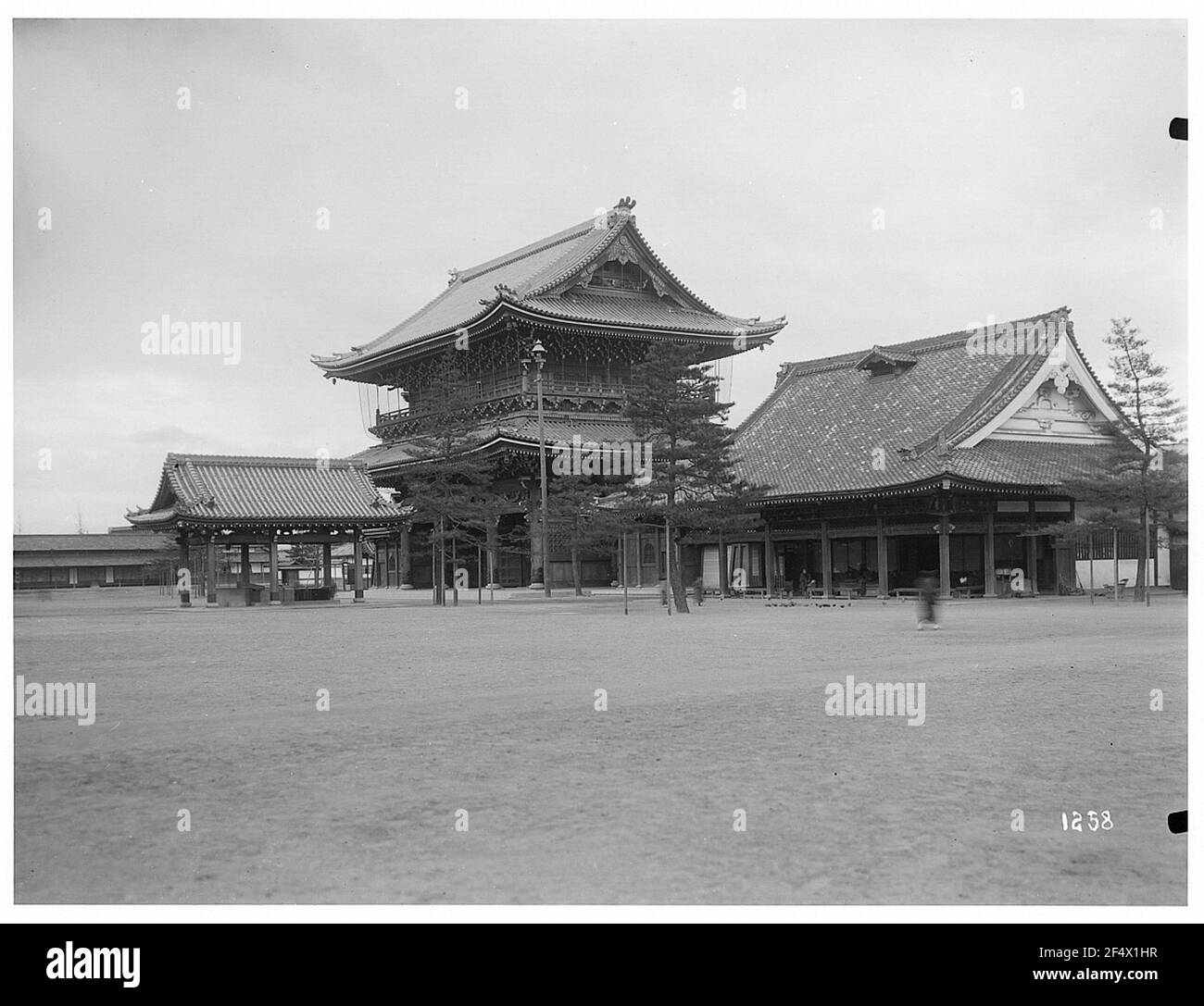Higashi Black and White Stock Photos & Images - Alamy