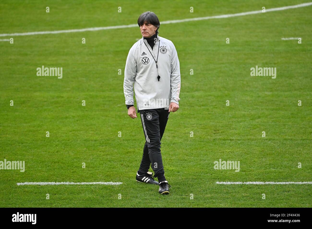 Federal coach Joachim Jogi Loew. GES / Fussball / DFB-Training ...