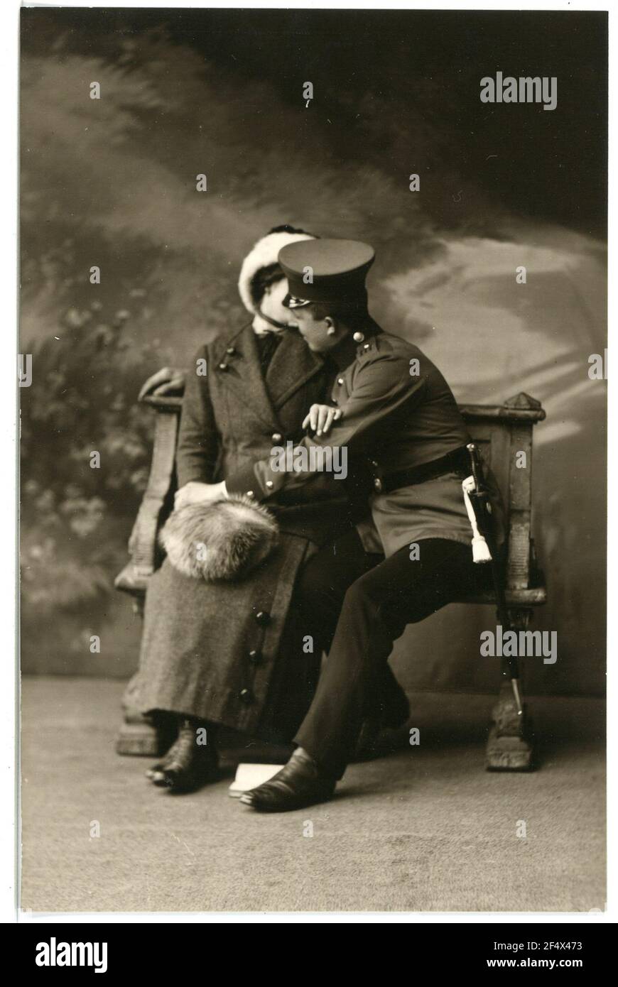 Park bench benches Cut Out Stock Images & Pictures - Alamy