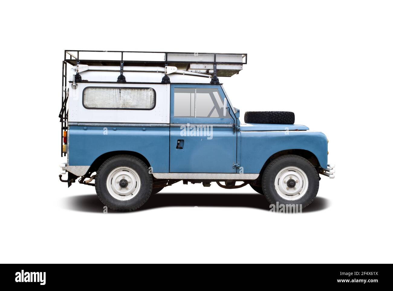 Classic land rover hi-res stock photography and images - Alamy