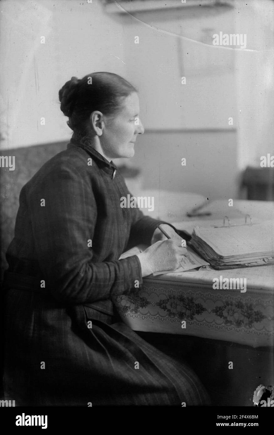 All female company Black and White Stock Photos & Images - Alamy