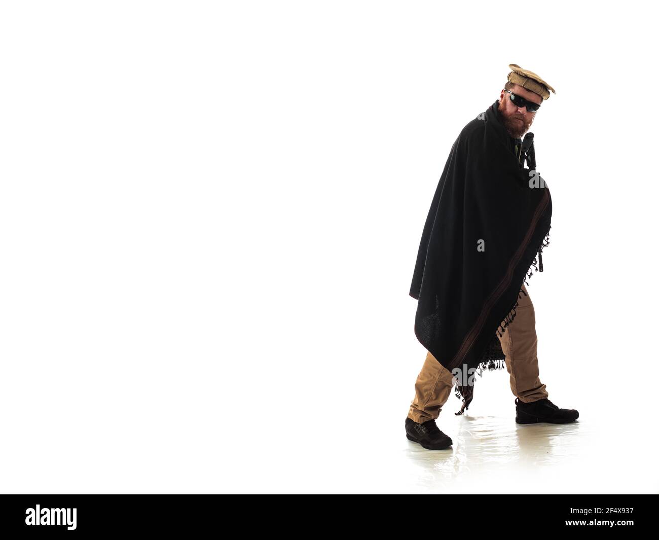 man in military outfit CIA agent, which is similar to the clothing of a ...