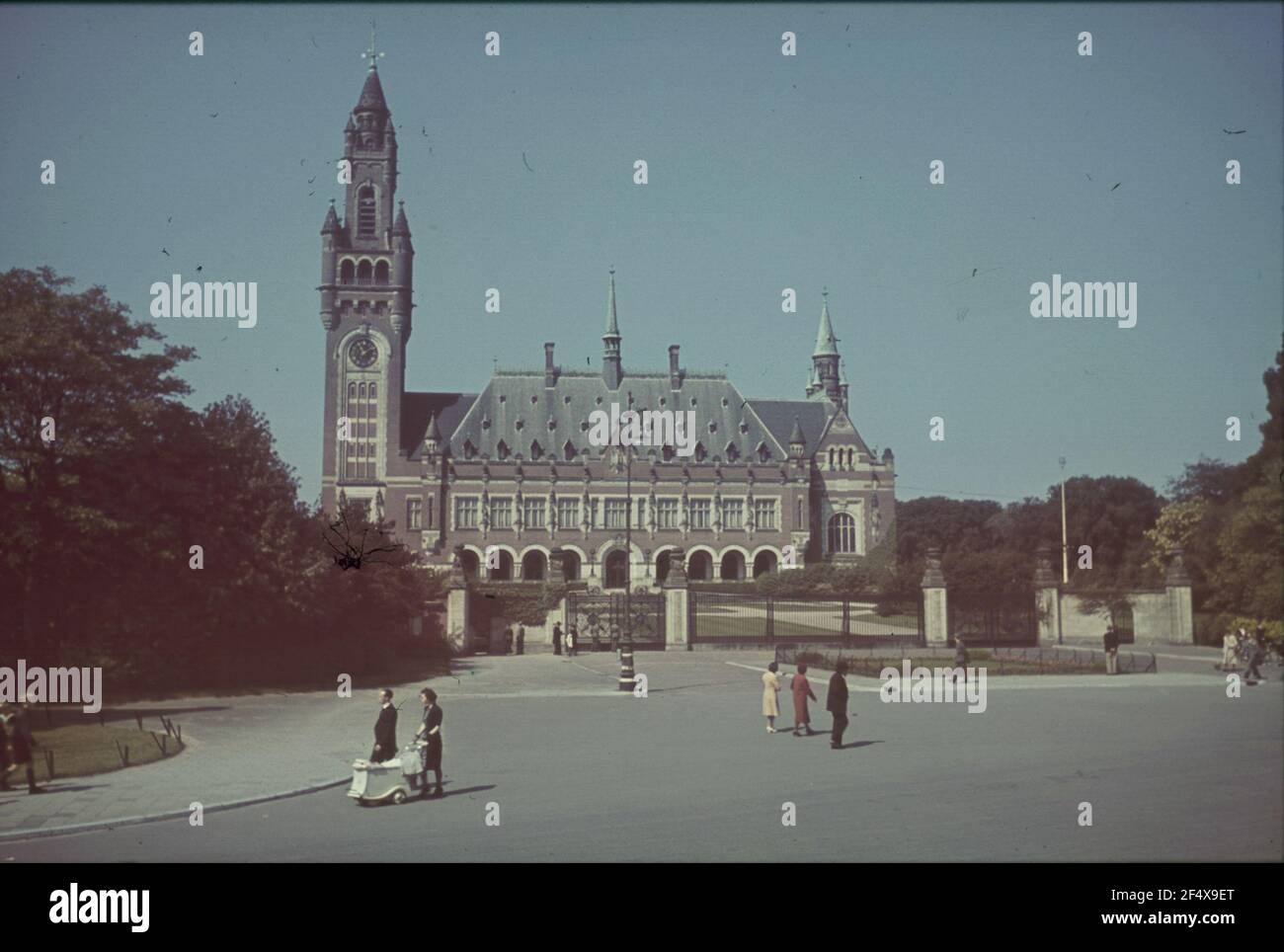 Peacebuilding architecture hi-res stock photography and images - Alamy